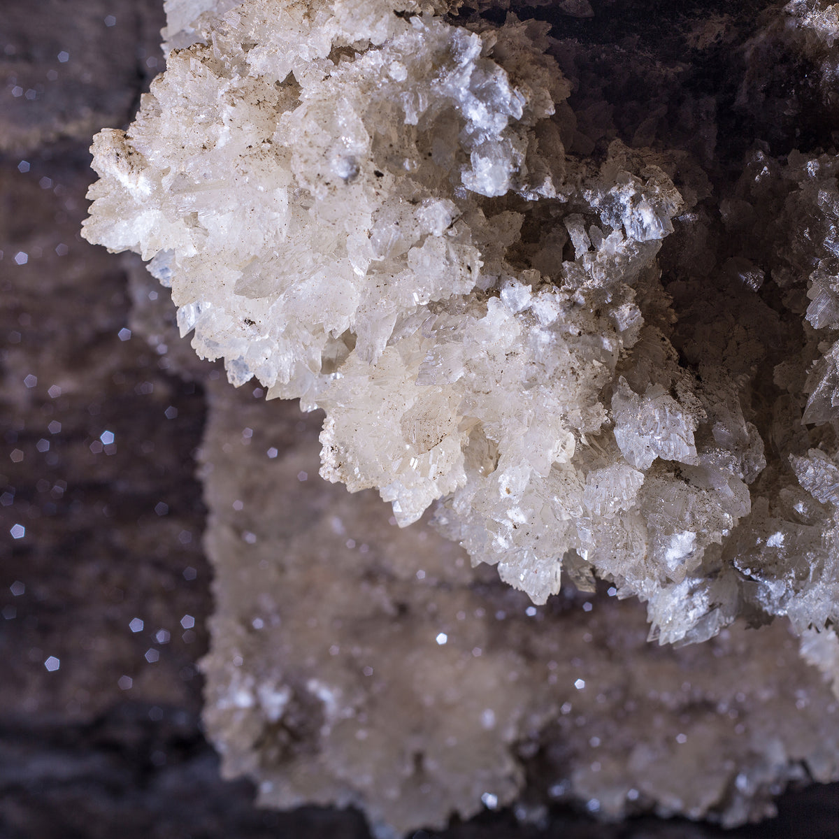 The Science Behind Crystal Formation: Understanding Geological Process ...