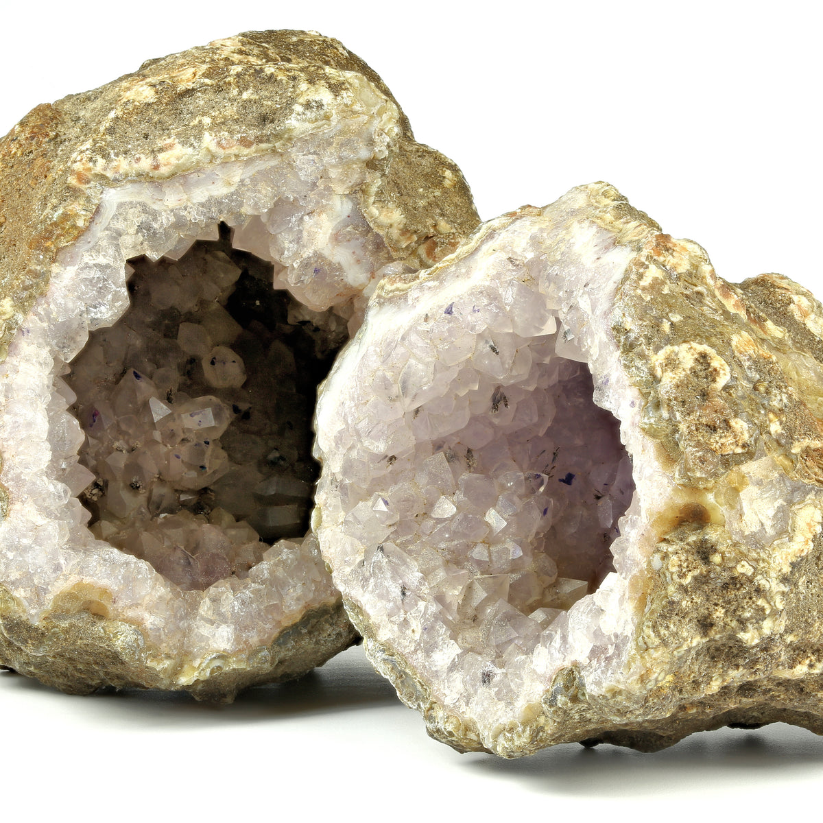 The Science Behind Geodes: How These Natural Wonders Are Formed ...